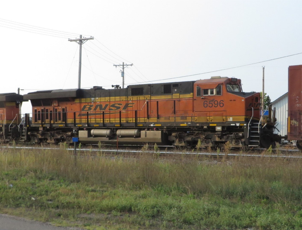 BNSF 6596